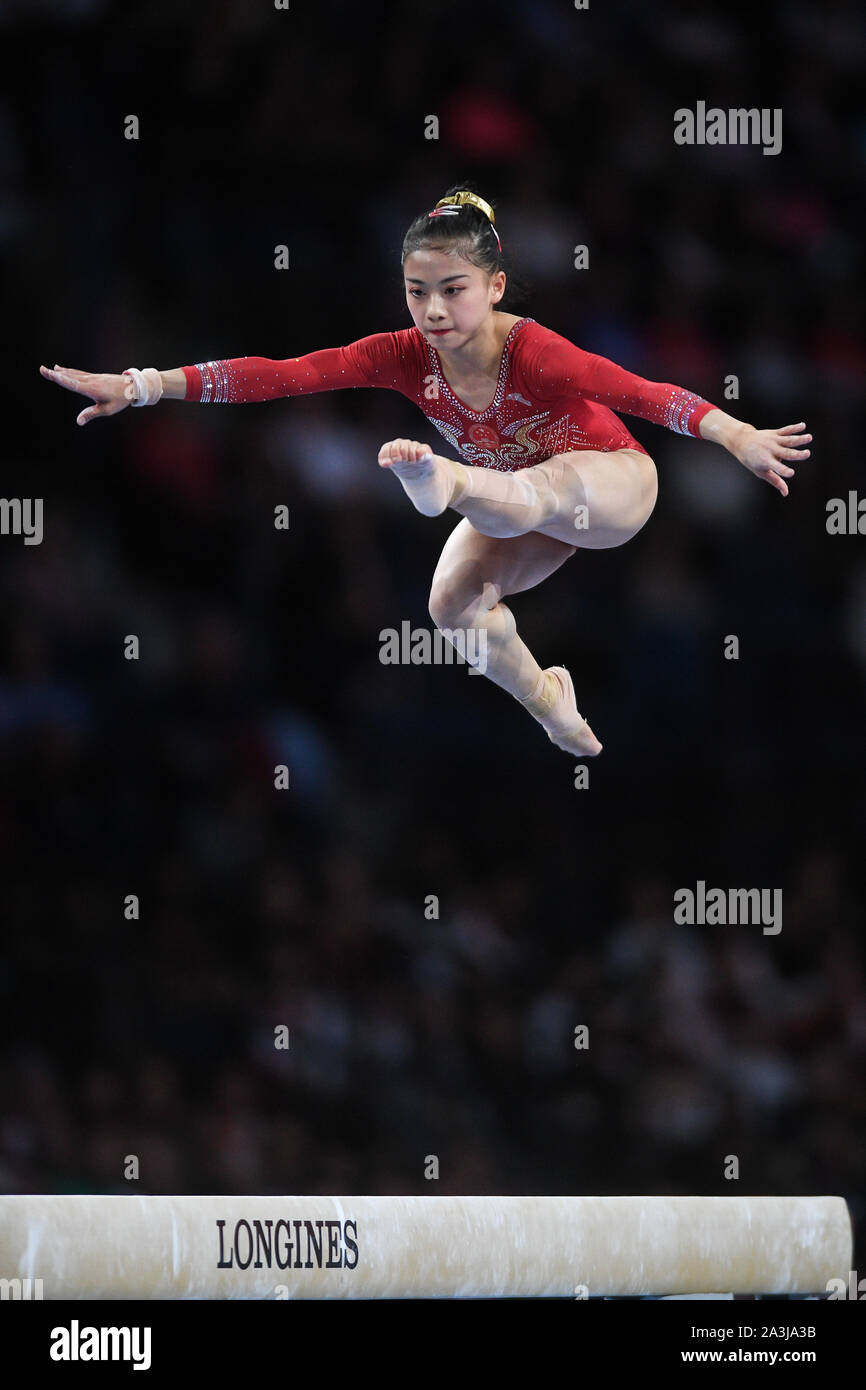 Stuttgart, Germany. 8th Oct, 2019. LI SHIJIA from China competes on the ...