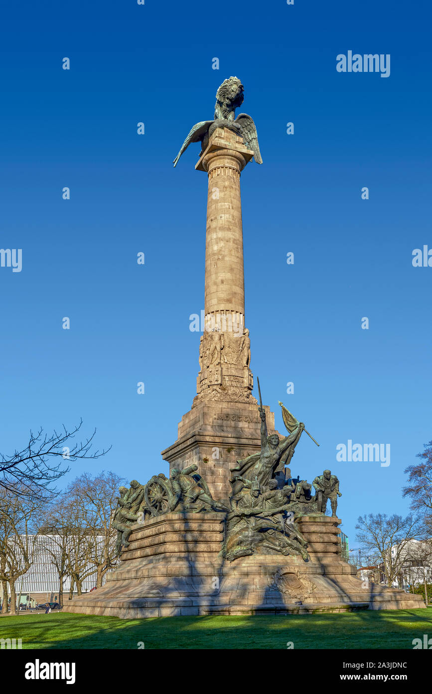 Plaza mouzinho de albuquerque hi-res stock photography and images - Alamy