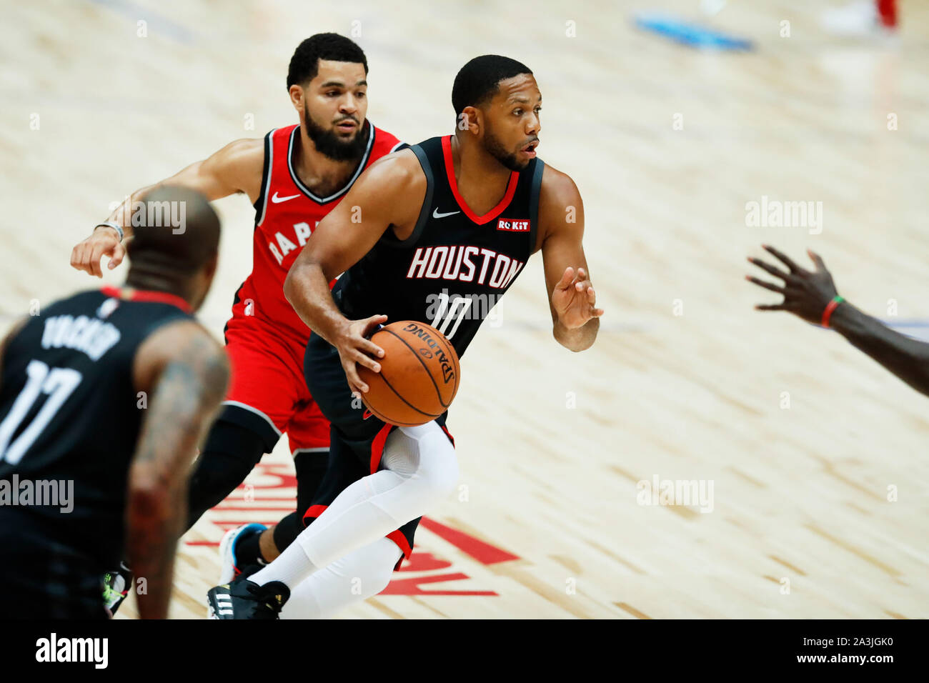 Eric gordon rockets hi-res stock photography and images - Alamy