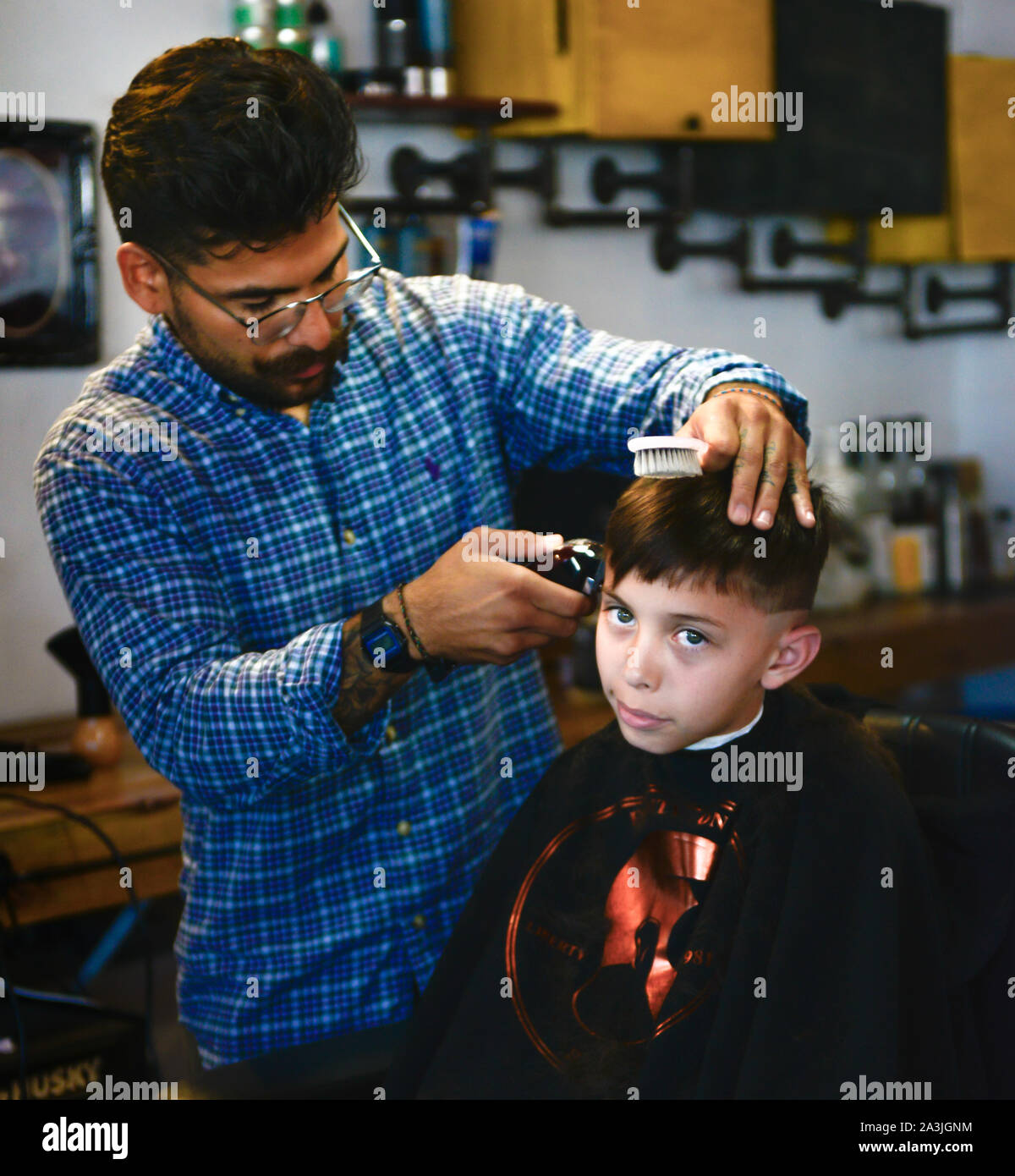 Barbers chair hi-res stock photography and images - Alamy