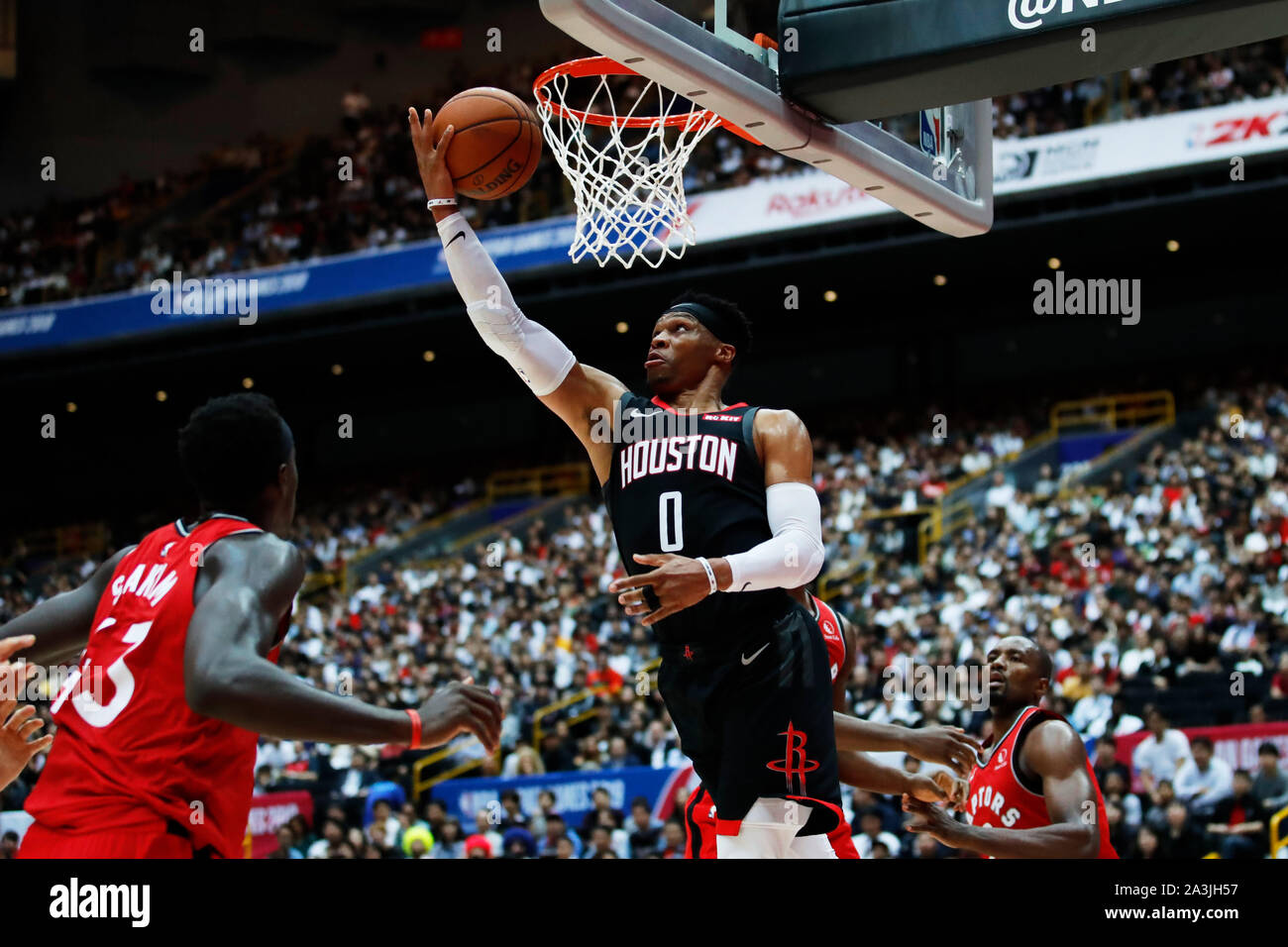 Russell westbrook rockets hi-res stock photography and images - Alamy