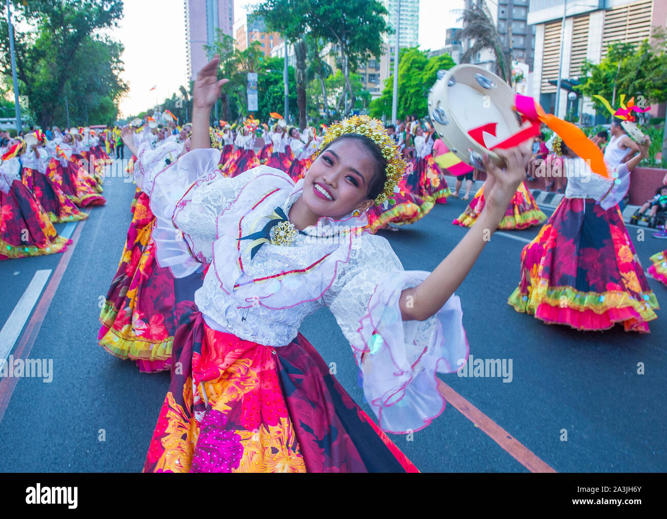 Participants in the Aliwan fiesta in Manila Philippines Stock Photo - Alamy