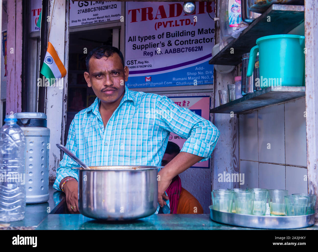 Indian slum hi-res stock photography and images - Alamy