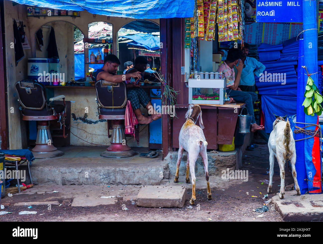 India indian neighbourhood hi-res stock photography and images - Alamy