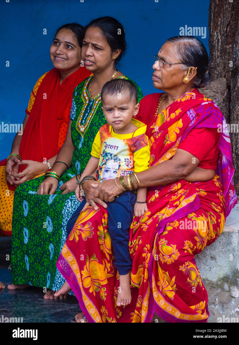 Indian woman in slum town hi-res stock photography and images - Alamy