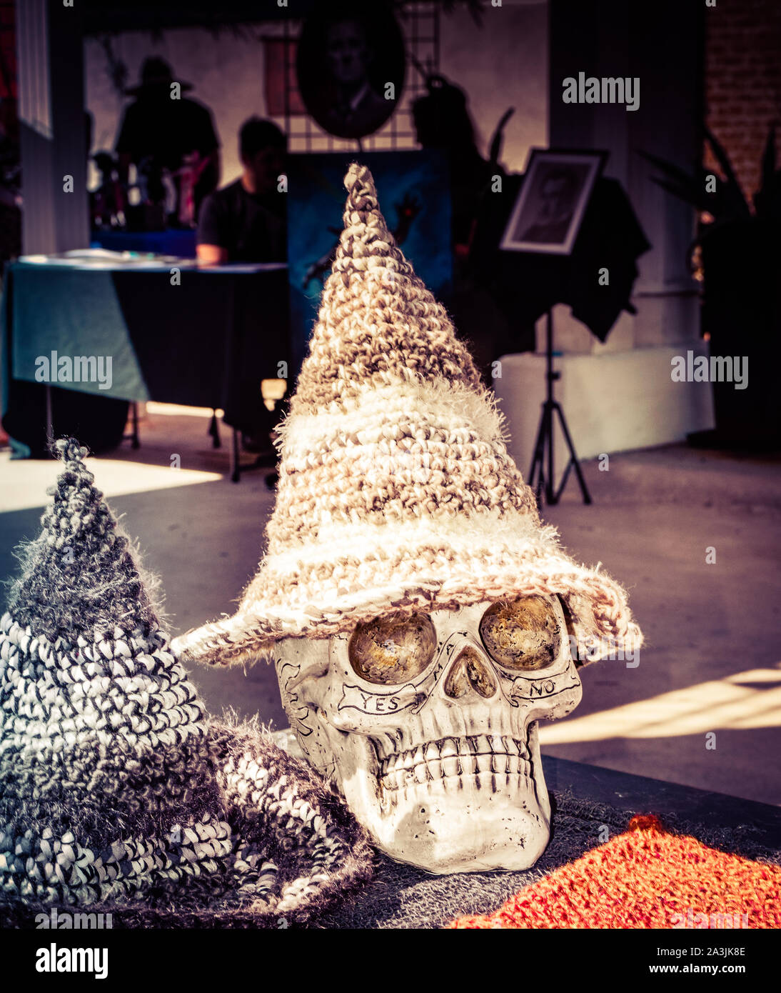 Wizard skull hi-res stock photography and images - Alamy