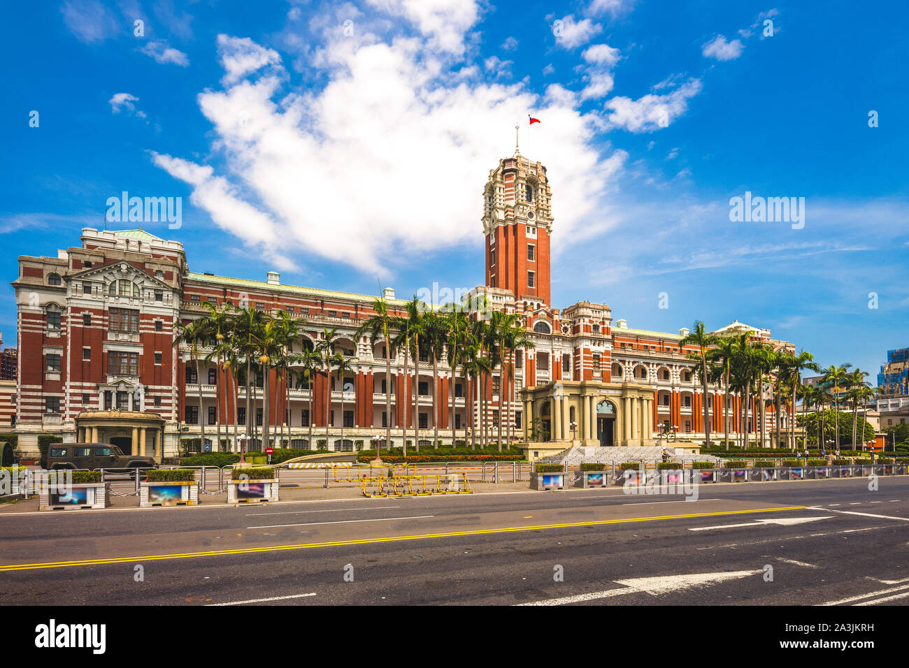 Presidential Office Building in Taipei, Taiwan Stock Photo - Alamy