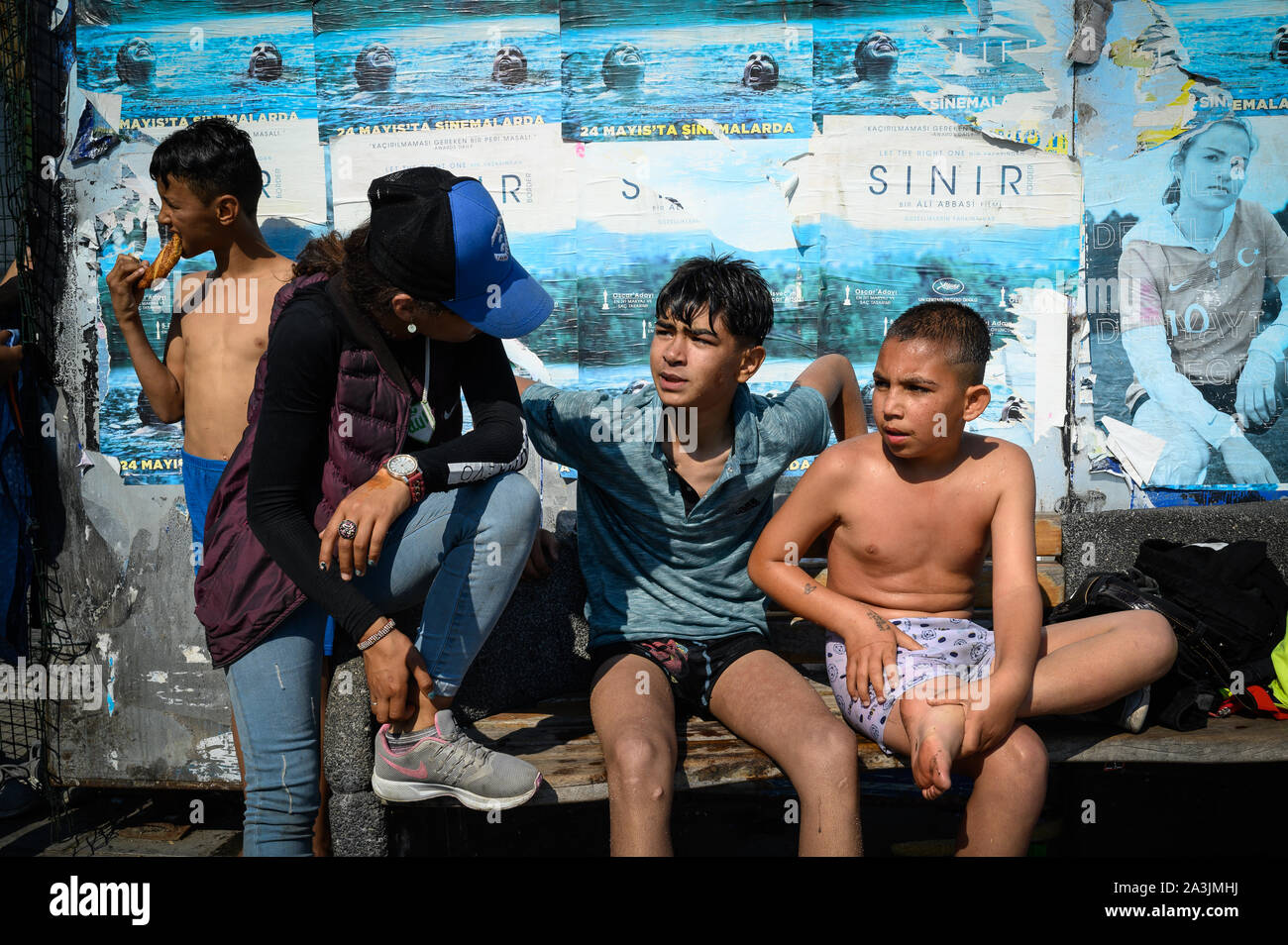 Asian boy boys male girl hi-res stock photography and images - Alamy