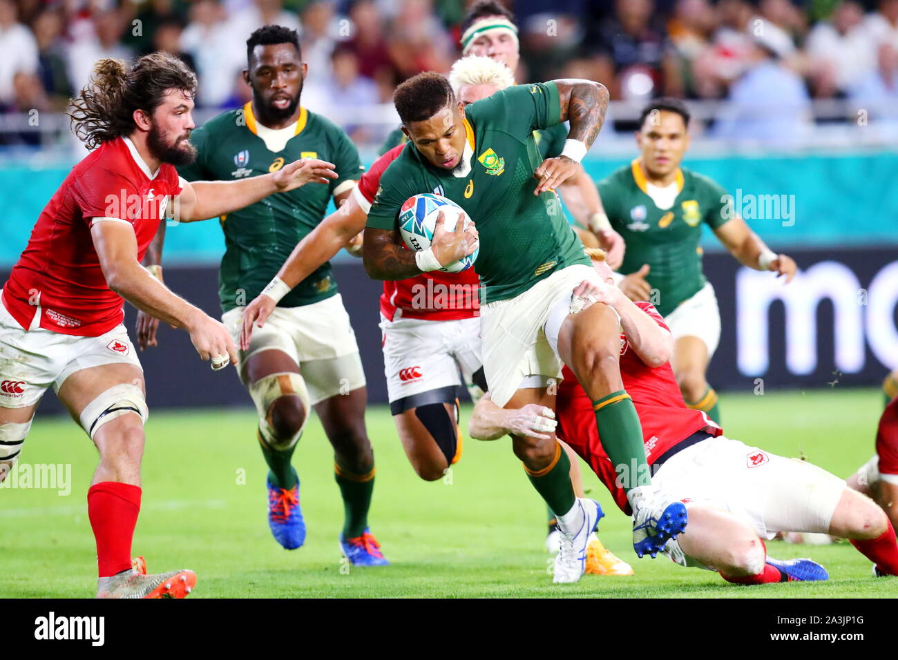 Kobe, Hyogo, Japan. 8th Oct, 2019. Elton Jantjies (RSA) Rugby : 2019 ...