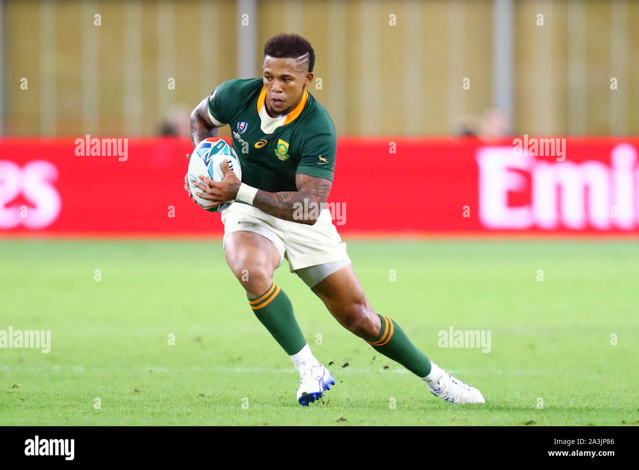 Kobe, Hyogo, Japan. 8th Oct, 2019. Elton Jantjies (RSA) Rugby : 2019 ...