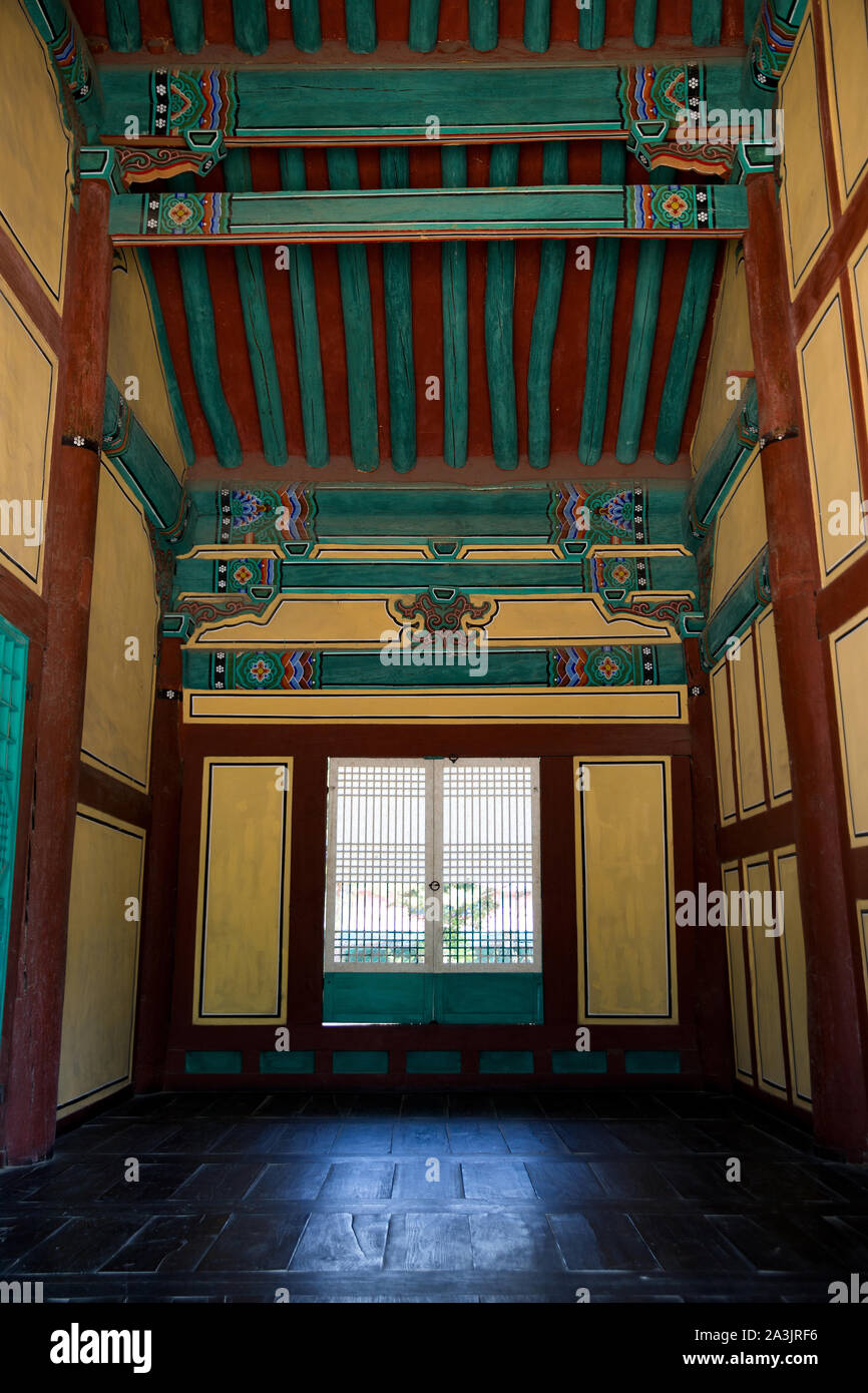 Korean traditional village jeonju hi-res stock photography and images ...