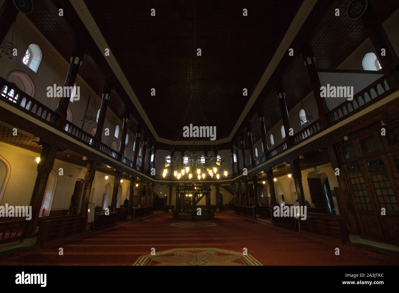 Interior of Arab Mosque in Istanbul Stock Photo - Alamy