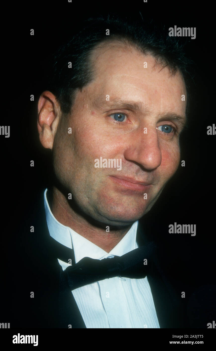 Los Angeles, California, USA 28th January 1995 Actor Ed O'Neill attends ...