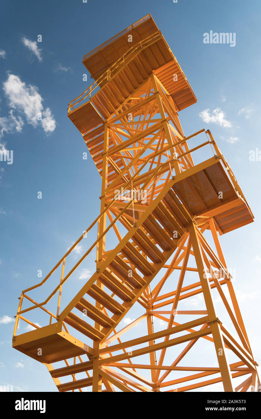 Forest fire watch tower hi-res stock photography and images - Alamy