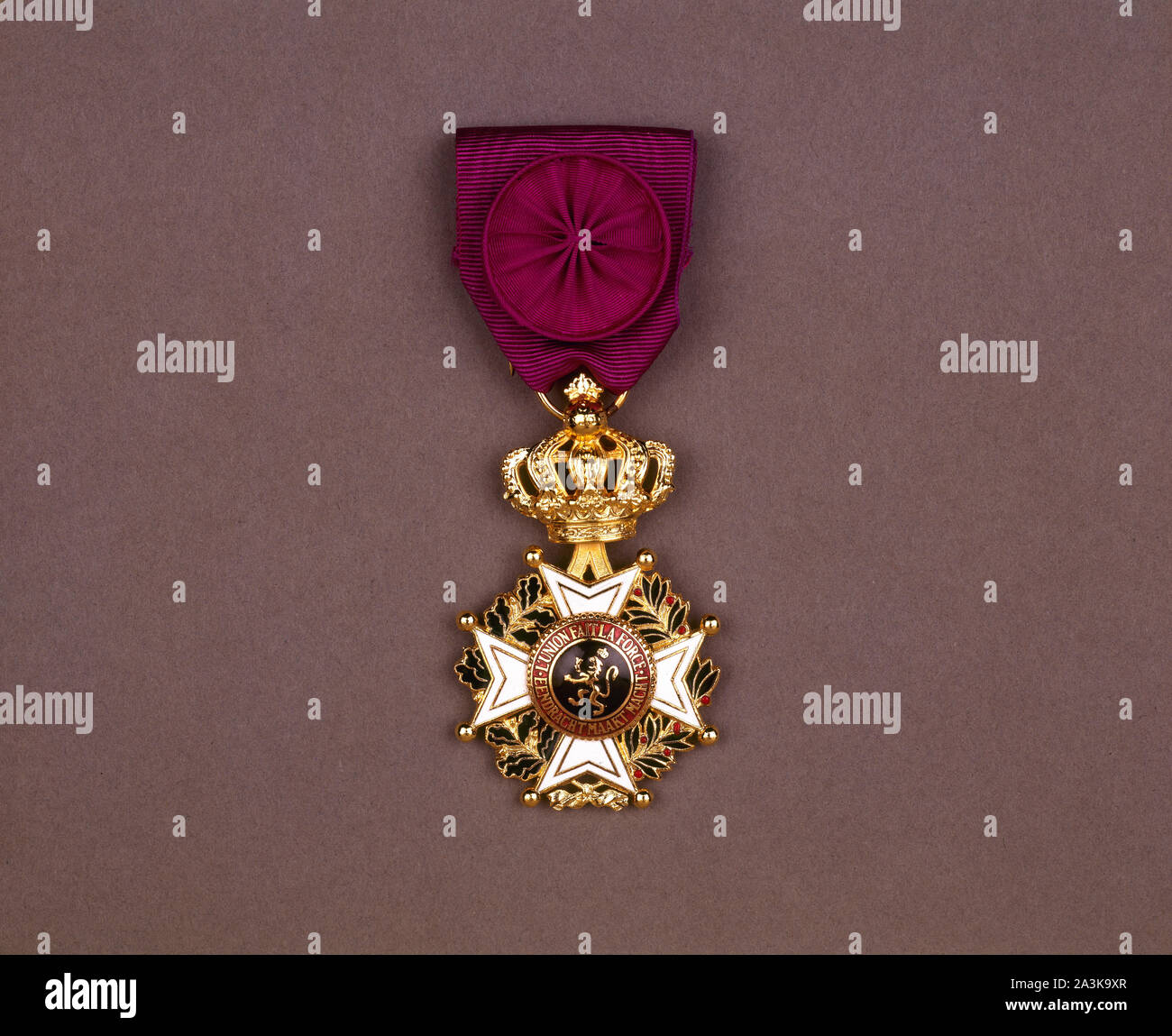 Belgian awarded for valor in action. Medal Stock Photo - Alamy