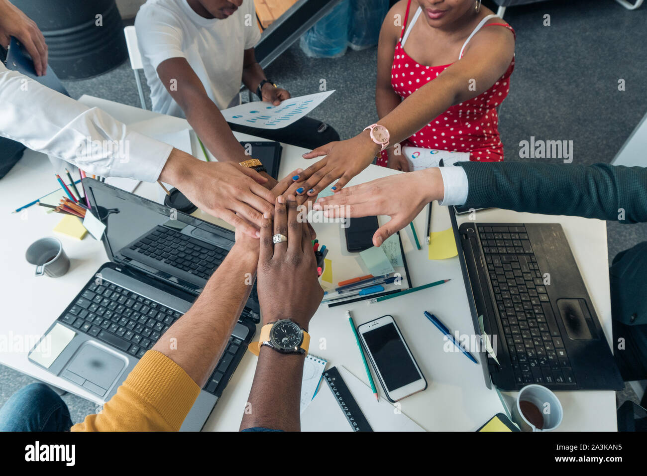 People of different nationalities hi-res stock photography and images ...