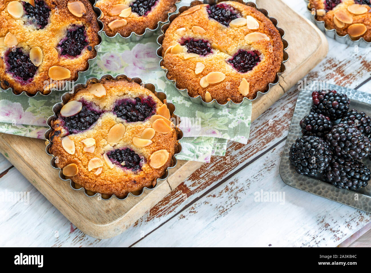 Mini bakewell tart hi-res stock photography and images - Alamy