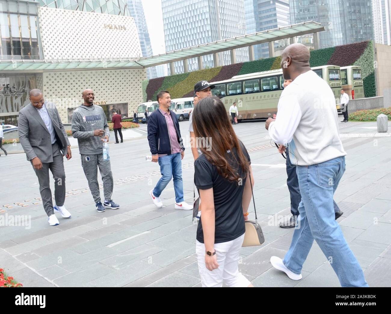 Nba fans china hi-res stock photography and images - Alamy