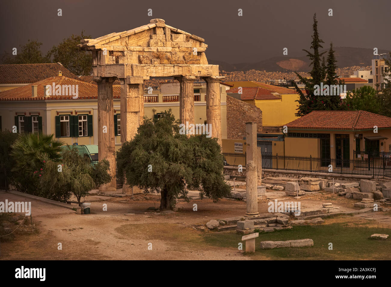 Gate of athena hi-res stock photography and images - Alamy