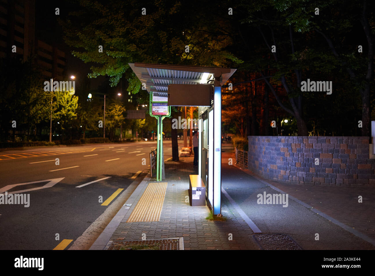 Seoul bus station hi-res stock photography and images - Alamy