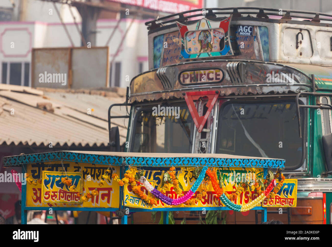 Indian city buses in Delhi Stock Photo - Alamy