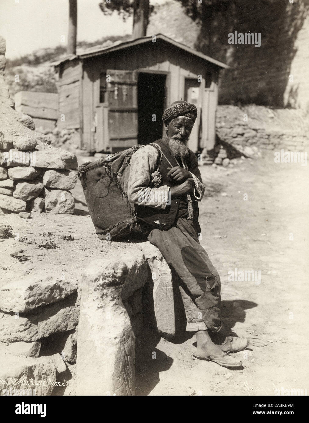 Turkish porter, Istanbul, Turkey Stock Photo - Alamy