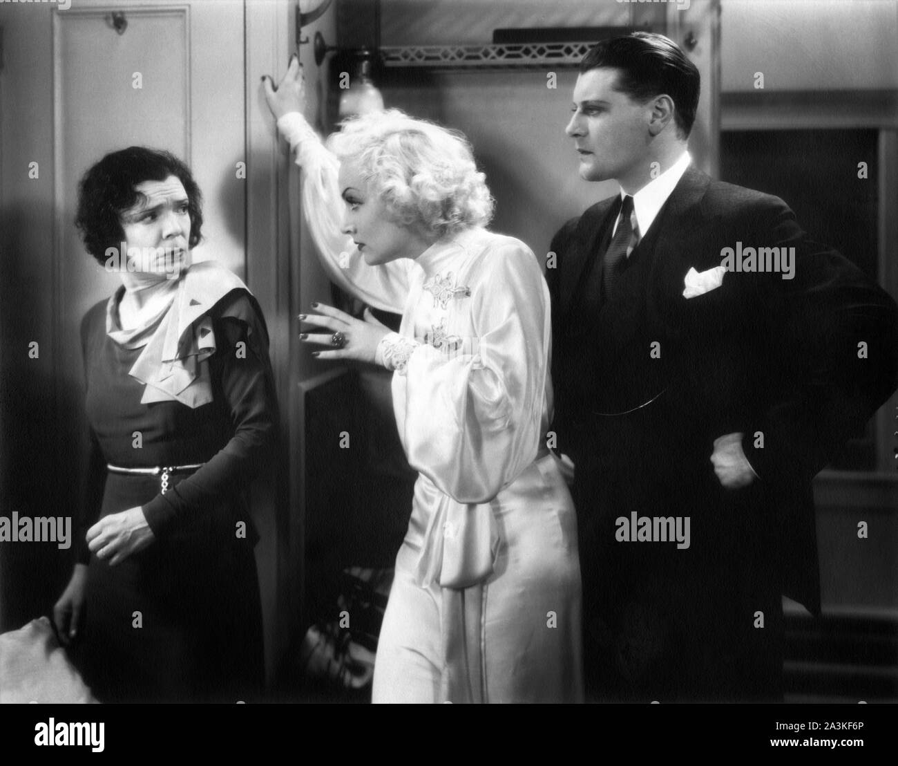 DALE FULLER as Sadie CAROLE LOMBARD as Lily Garland and RALPH FORBES as ...