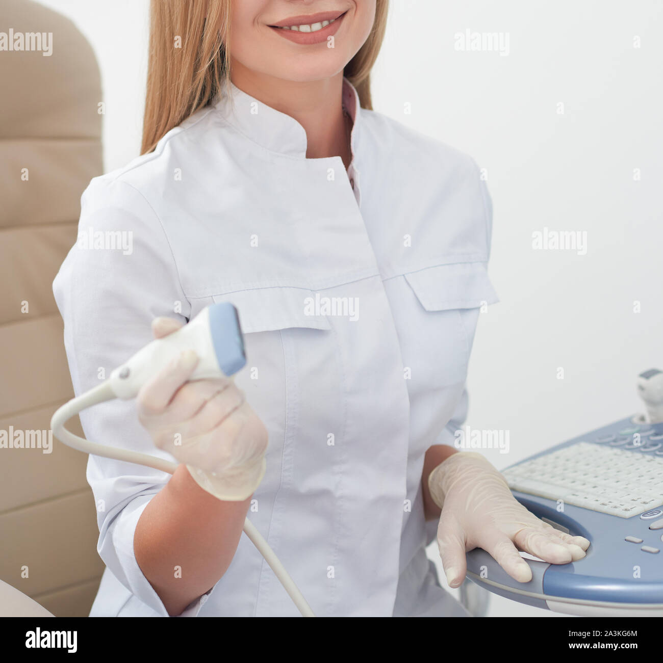 Coupling gel hi-res stock photography and images - Alamy