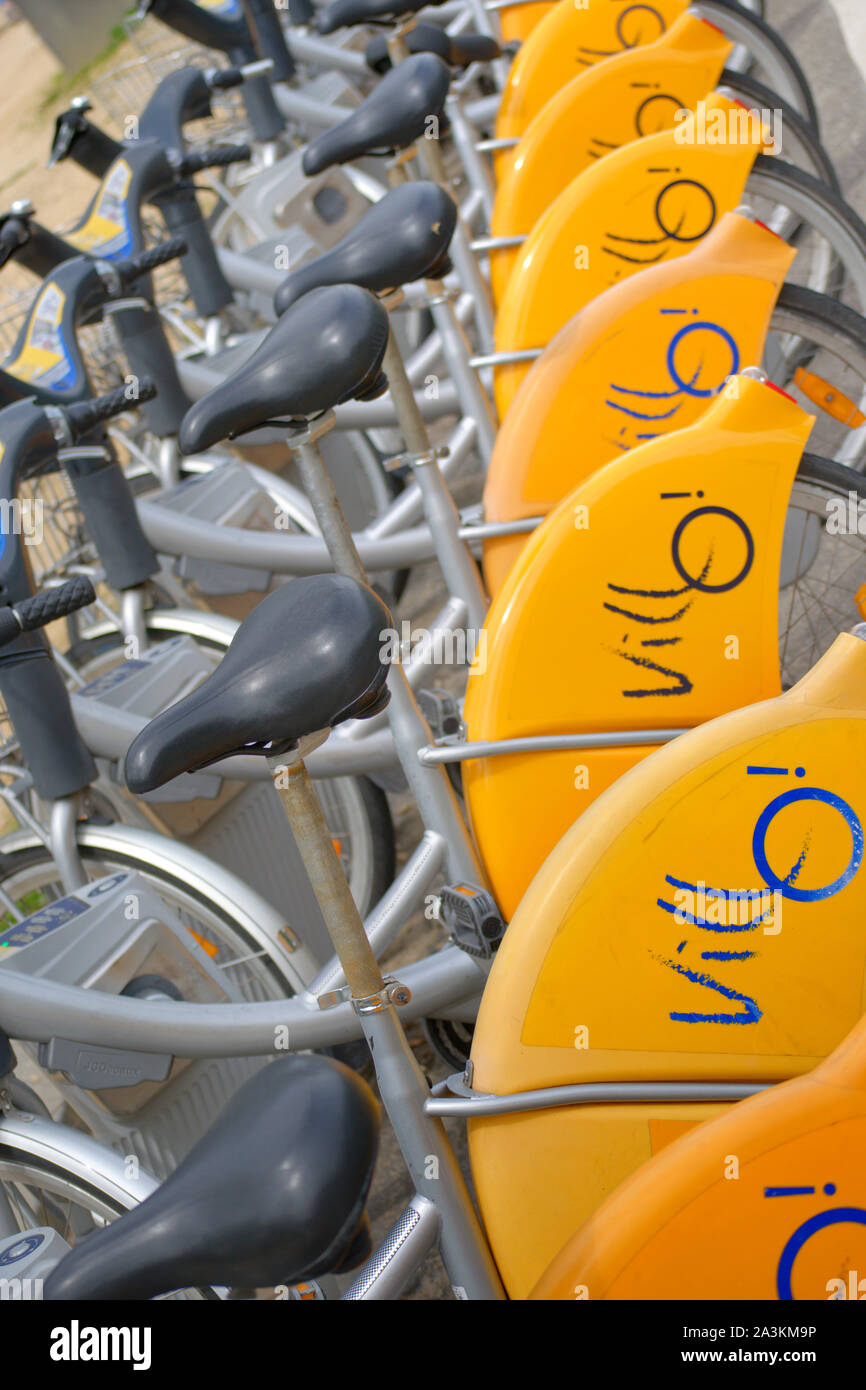 Brussels Villo rental bikes, Brussels, Belgium Stock Photo - Alamy