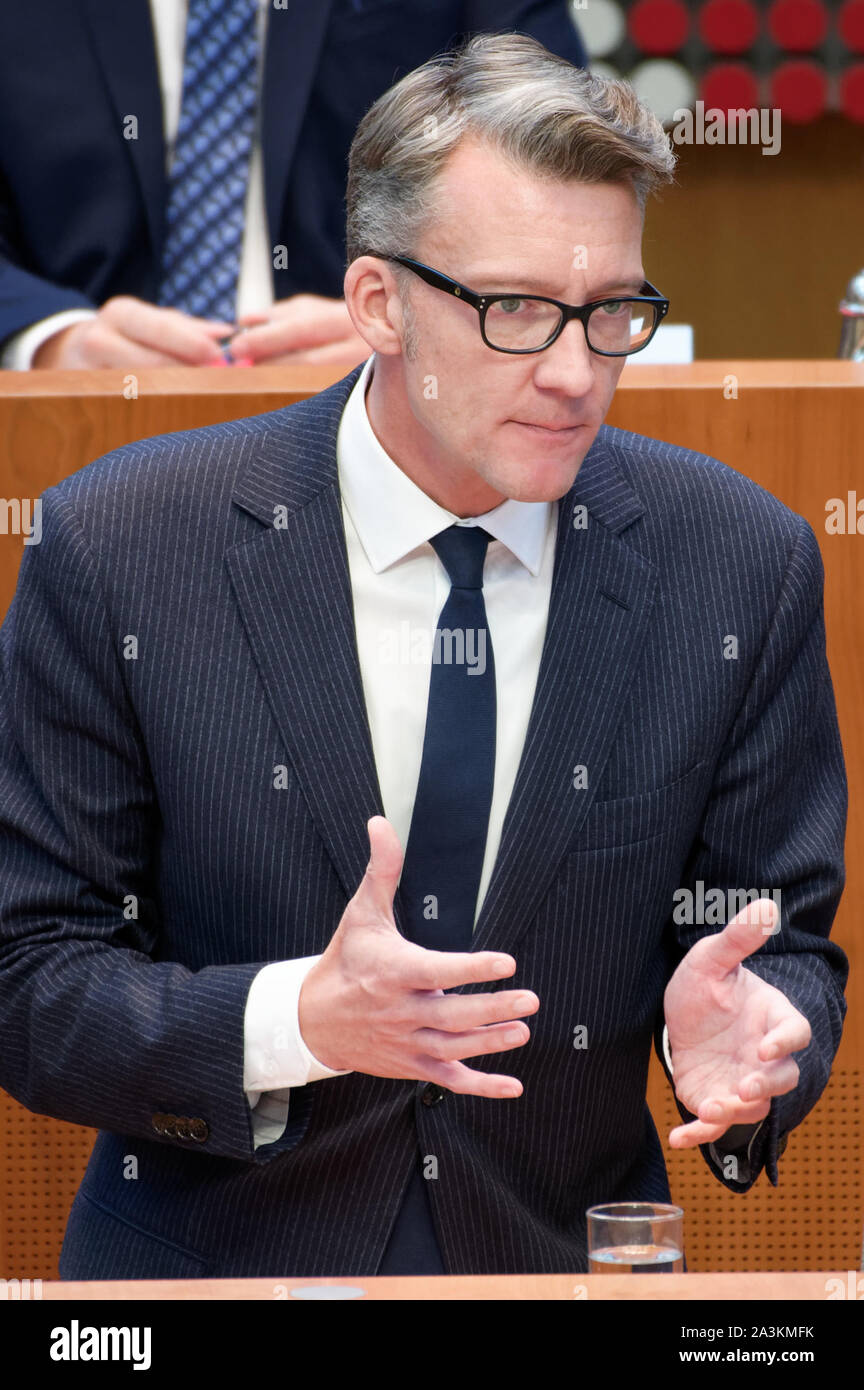 Duesseldorf, Germany. 09th Oct, 2019. Sven Wolf (SPD), member of the ...