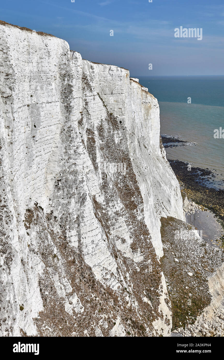 The White Cliffs of Dover, part of the North Downs formation, is the ...