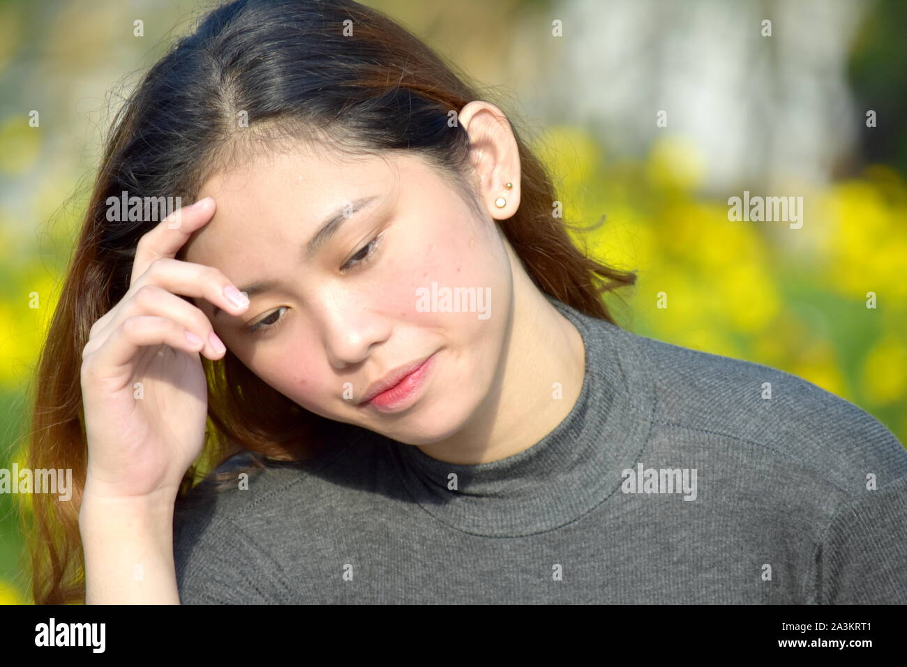 Sad beautiful asian woman hi-res stock photography and images - Alamy