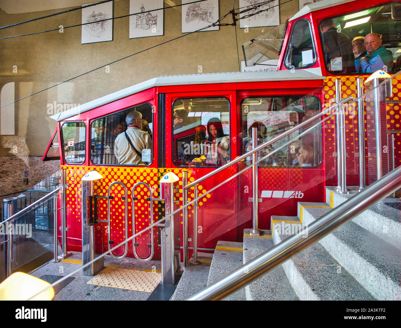 Bergamo funicular hi-res stock photography and images - Alamy
