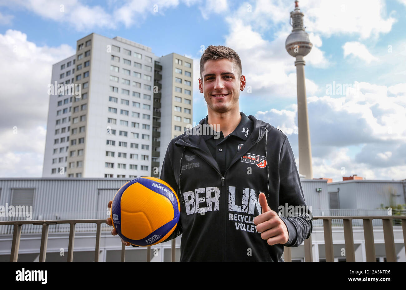 Berlin, Germany. 09th Oct, 2019. Moritz Reichert, captain of the BR ...