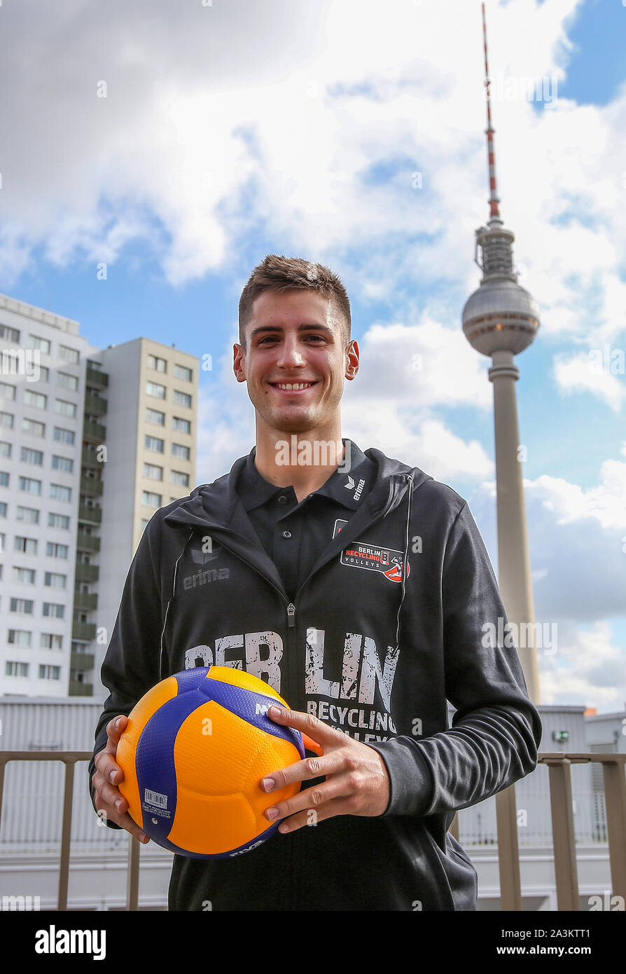 Berlin, Germany. 09th Oct, 2019. Moritz Reichert, captain of the BR ...