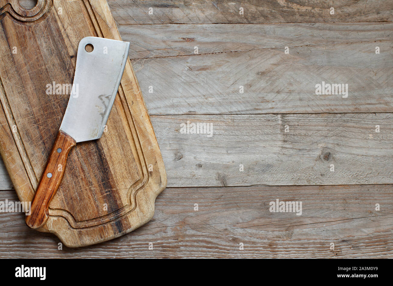 Vintage old hatchet cutting hi-res stock photography and images - Alamy