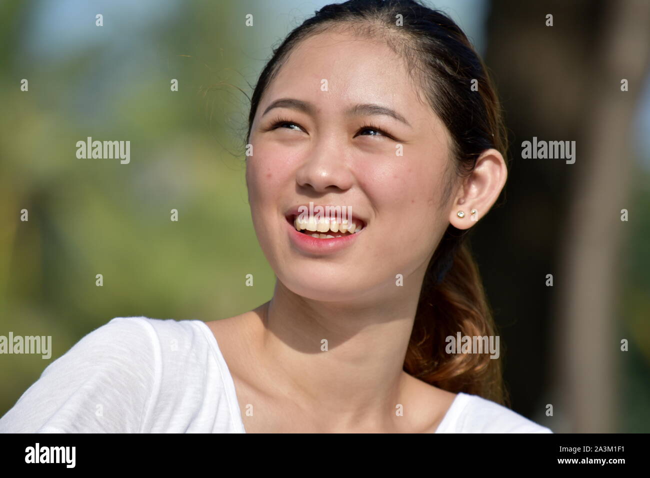Asian happiness hi-res stock photography and images - Alamy