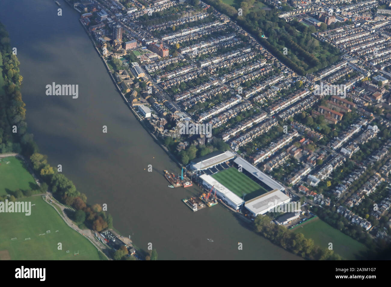Craven cottage aerial hi-res stock photography and images - Alamy