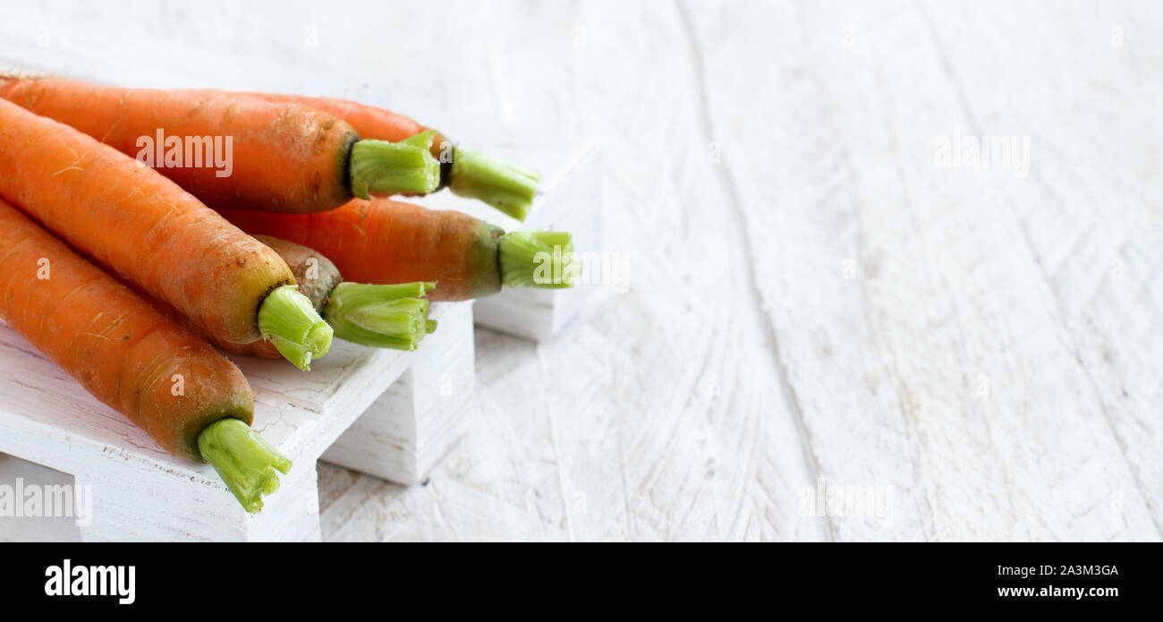 Carrots at a farmers market hi-res stock photography and images - Alamy