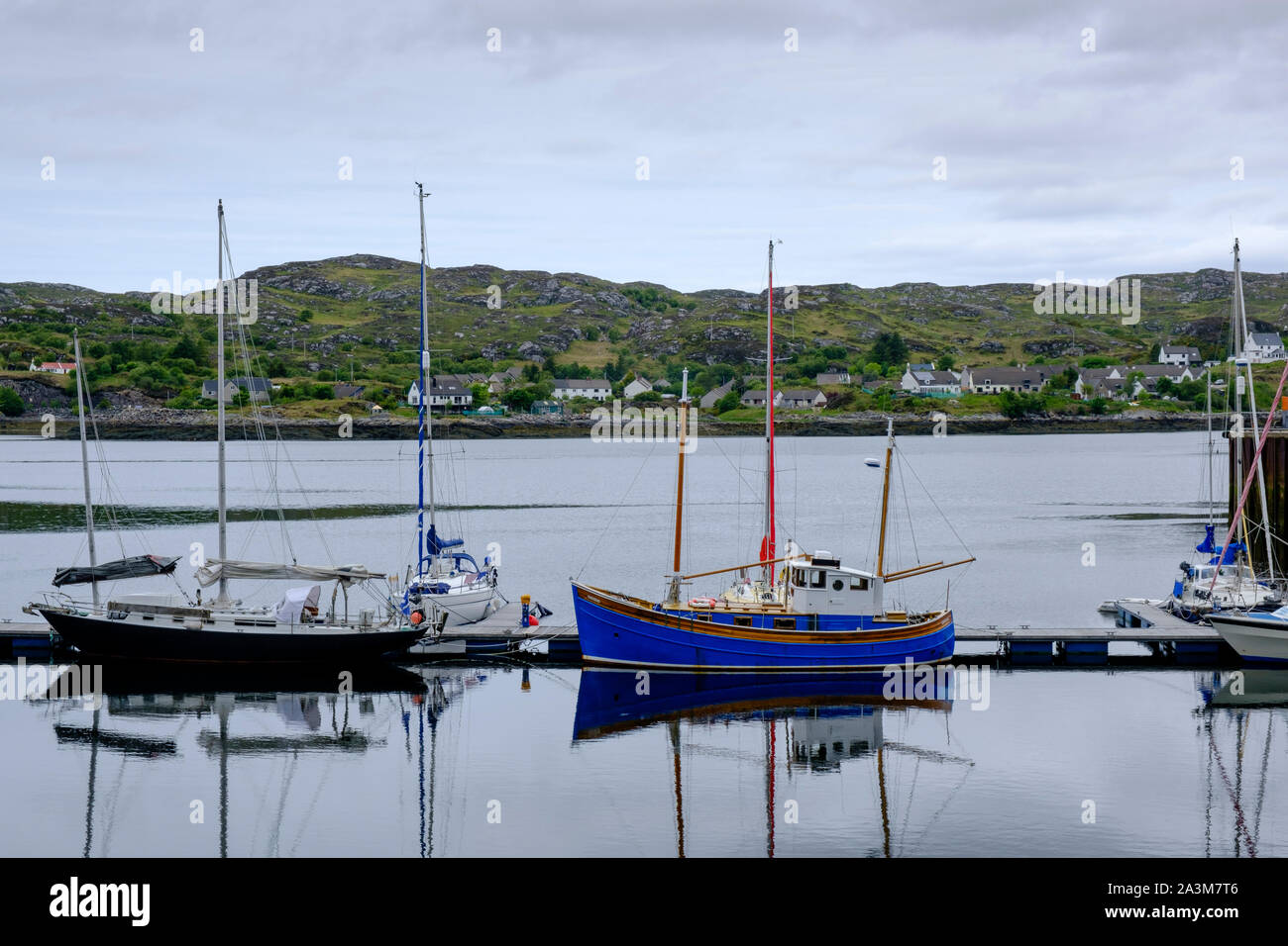 Lochinver hi-res stock photography and images - Alamy