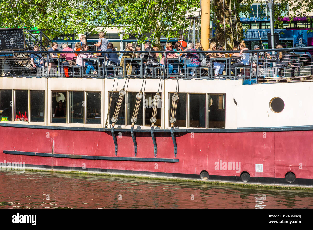 Under the Stars floating pub and restuarant boat, Bristol, Avon ...