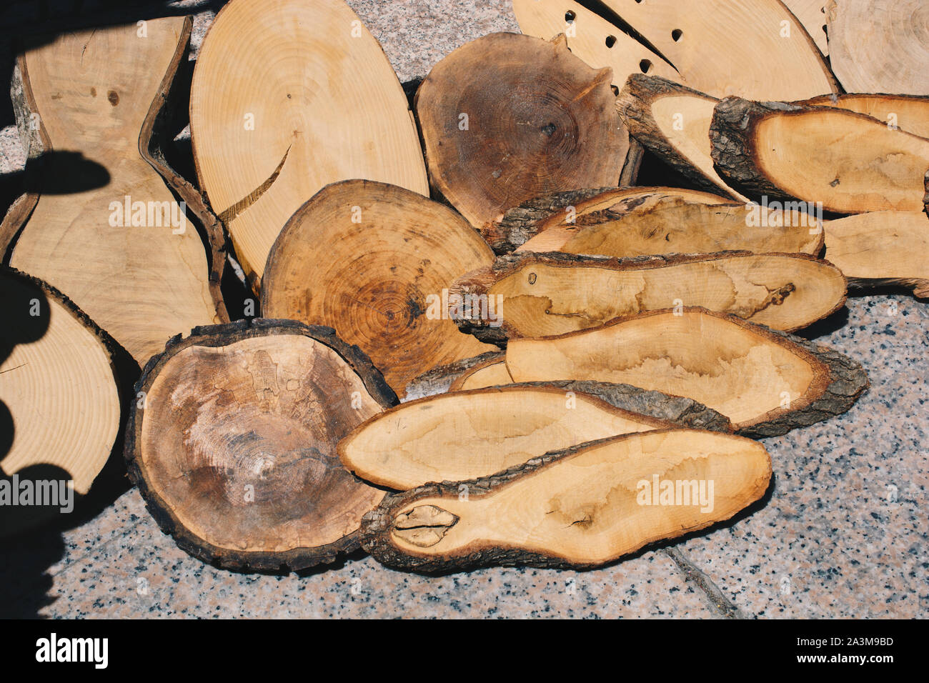 Piece of cut wood log texture as background Stock Photo - Alamy