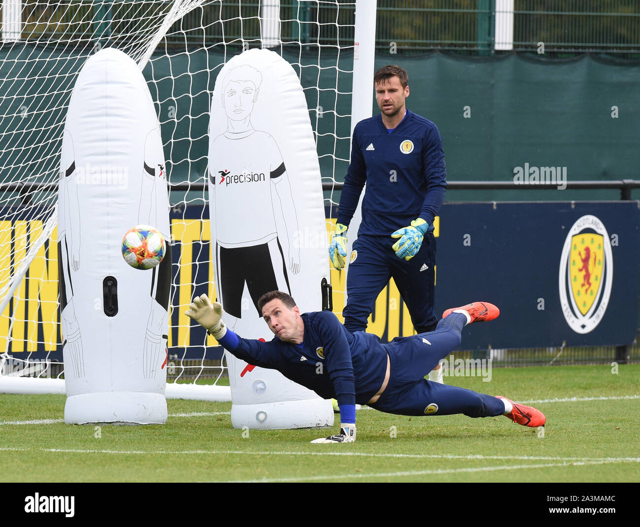 Edinburgh, Scotland, UK. 09th Oct, 2019. Scotland goalkeepers David ...