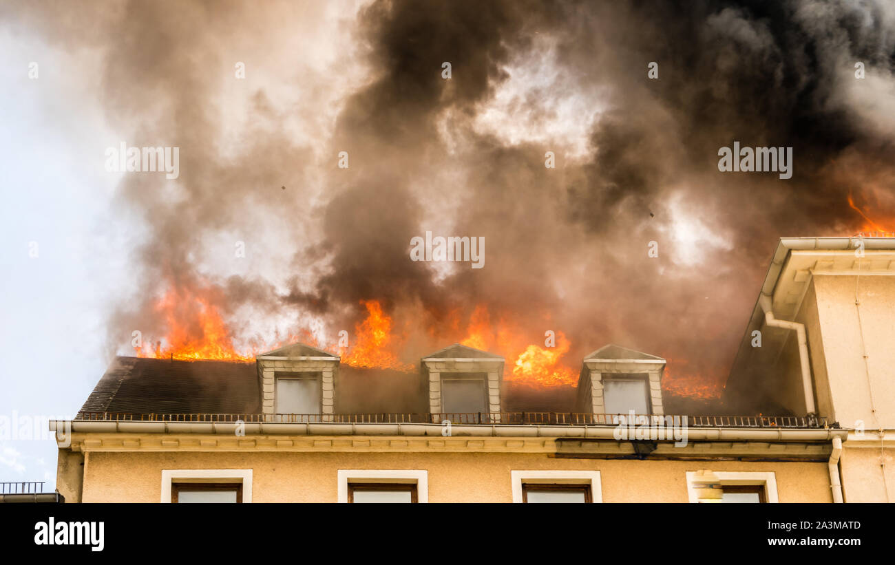 Roof upper story upper story hi-res stock photography and images - Alamy