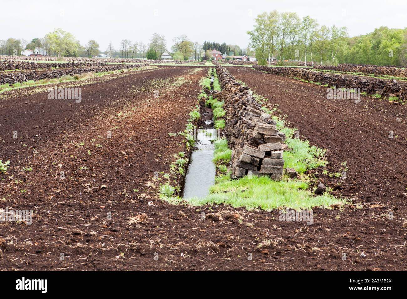 Peat cutting stack hi-res stock photography and images - Alamy