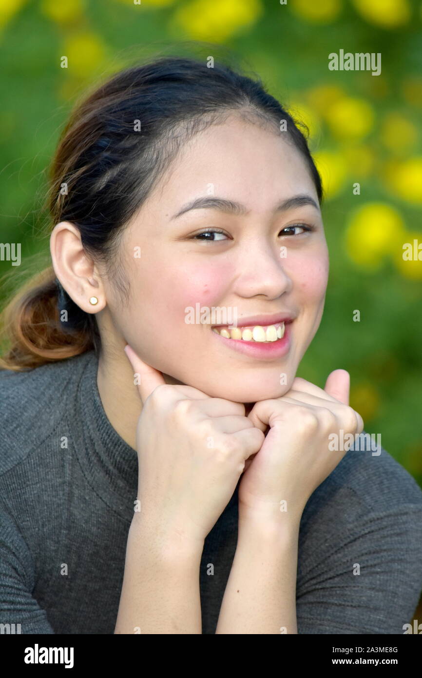 Filipina smile hi-res stock photography and images - Alamy