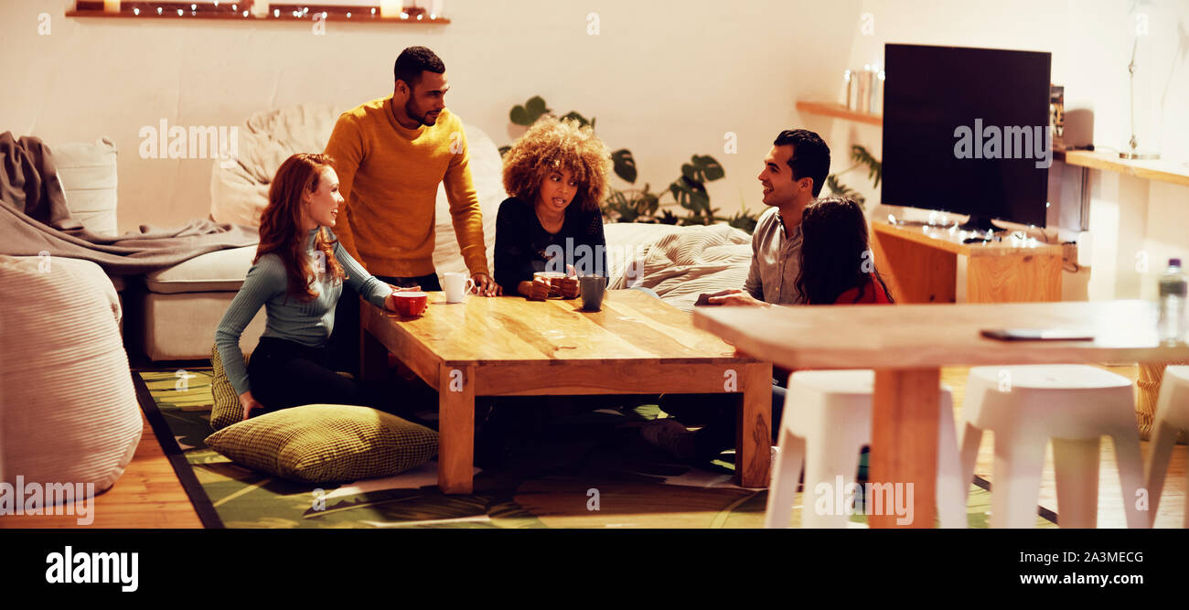 Millennial adult friends hi-res stock photography and images - Alamy