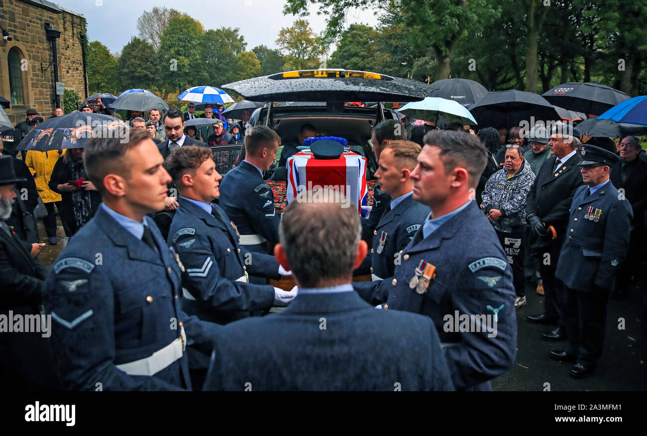Agecroft crematorium hi-res stock photography and images - Alamy
