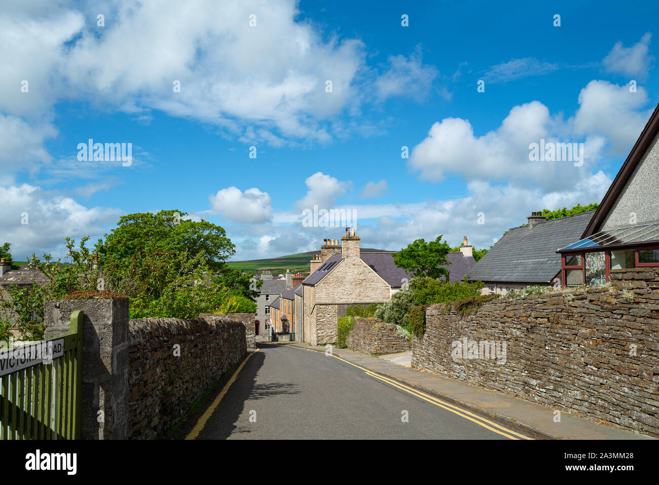 Orkney scotland kirkwall houses hi-res stock photography and images - Alamy