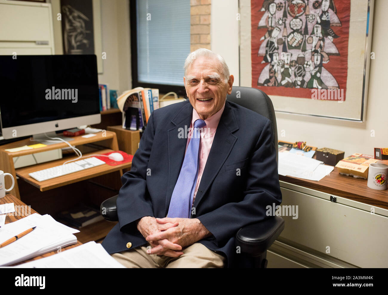 John goodenough nobel hi-res stock photography and images - Alamy